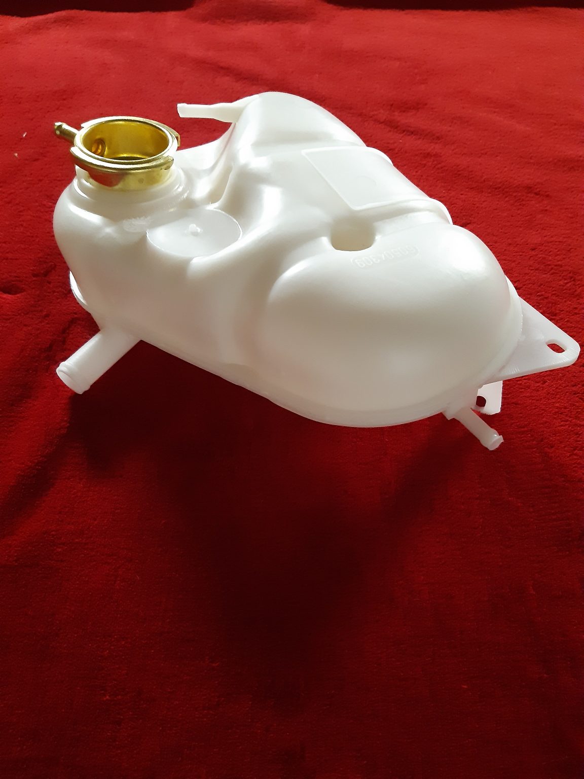 Header Tank (Plastic) – SudShop